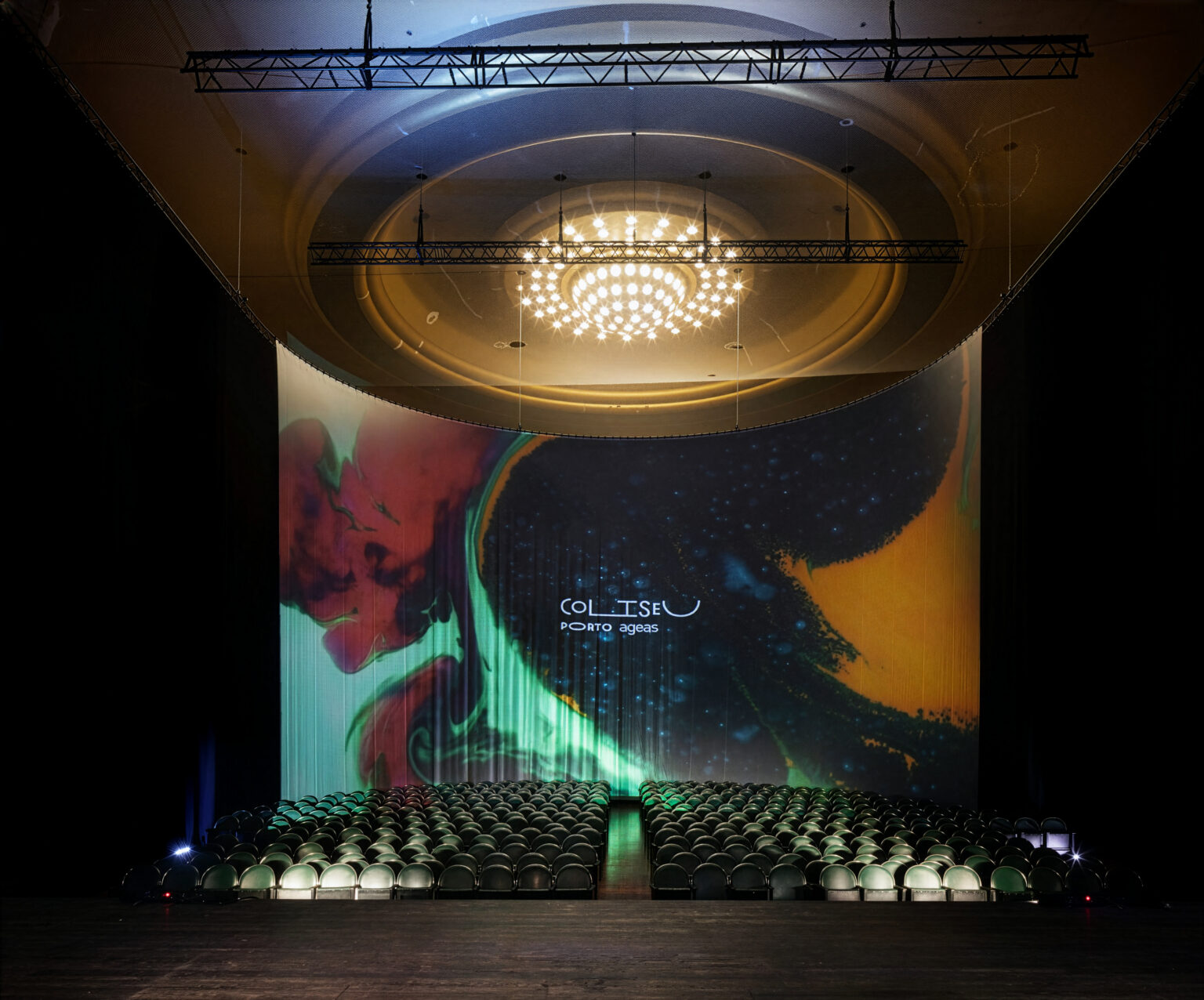SALA IMERSIVA COLISEU BOX ESTREIA-SE NO COLISEU DO PORTO PARA ACOLHER ...